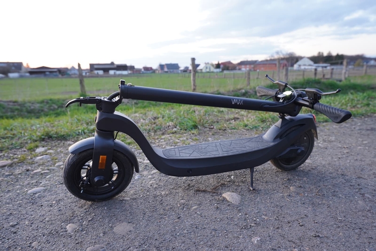Der VMAX VX3 im Test: Guter E-Scooter mit kleinen Schwächen